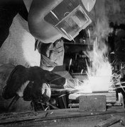 Chronic exposure to the ultraviolet radiation levels from arc welding ...